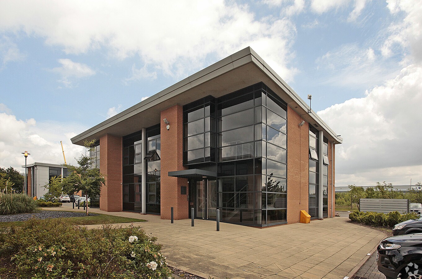 De Havilland Dr, Liverpool, L24 8RN | LoopNet