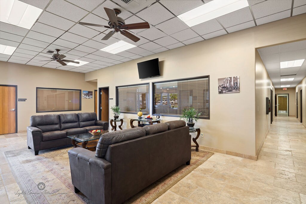 2161 Saturn Ct, Bakersfield, CA 93308 | LoopNet