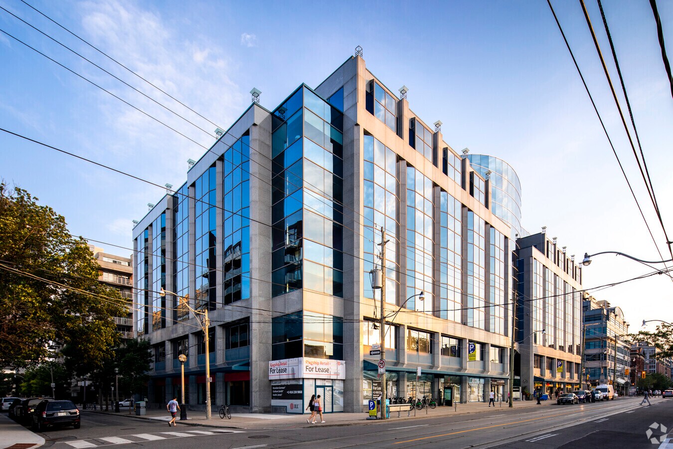 901 King St W, Toronto, ON M5V 3H5 - West | LoopNet