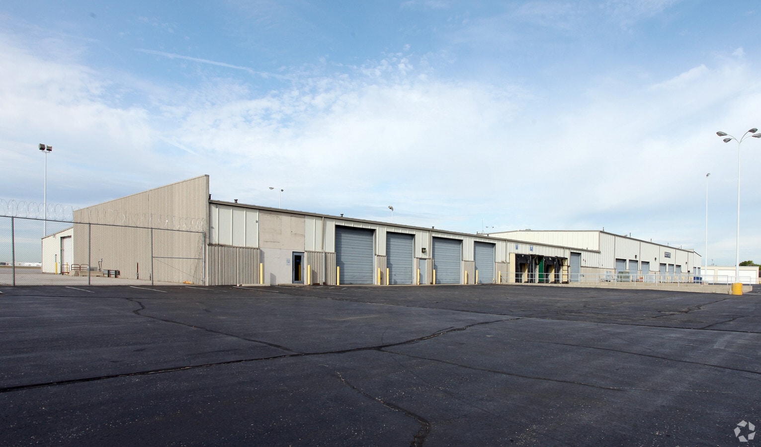 7051 Pierson Dr, Indianapolis, IN 46241 | LoopNet