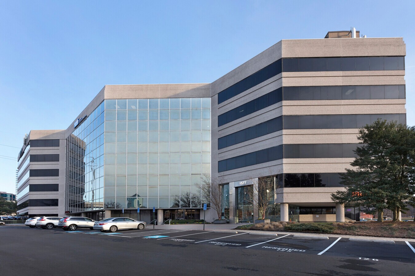 1577 Spring Hill Rd, Vienna, VA 22182 - Office for Lease | LoopNet