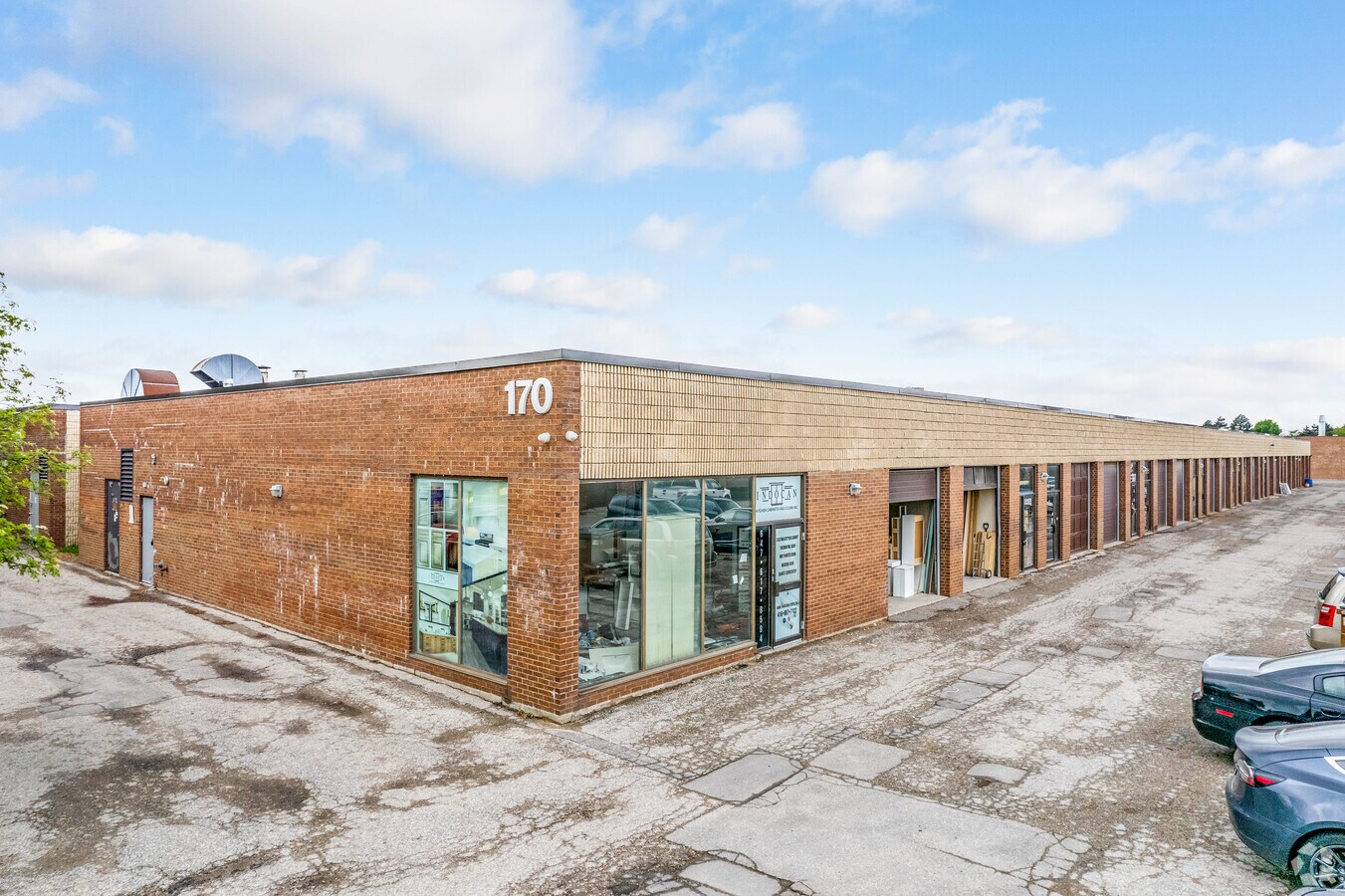 170 Finchdene Sq, Toronto, ON M1X 1B3 | LoopNet