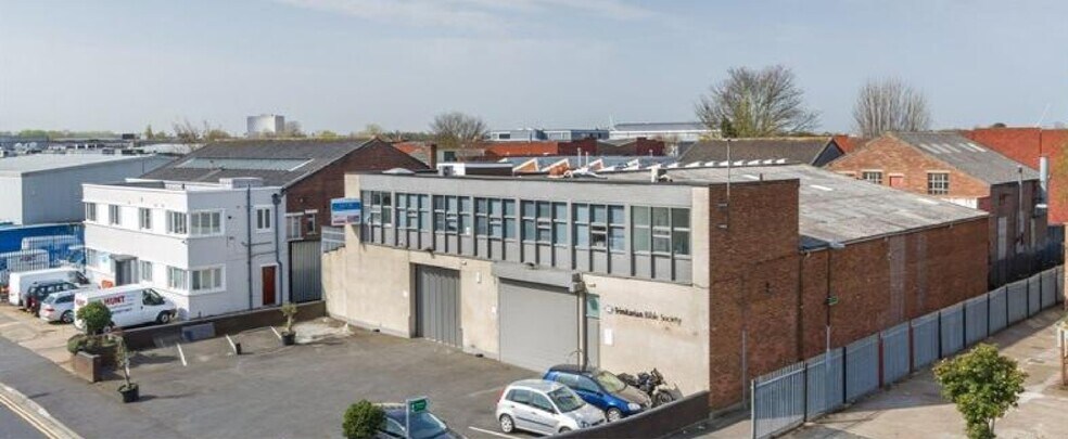 15 Lyon Rd, London, SW19 2RL - Industrial for Lease | LoopNet