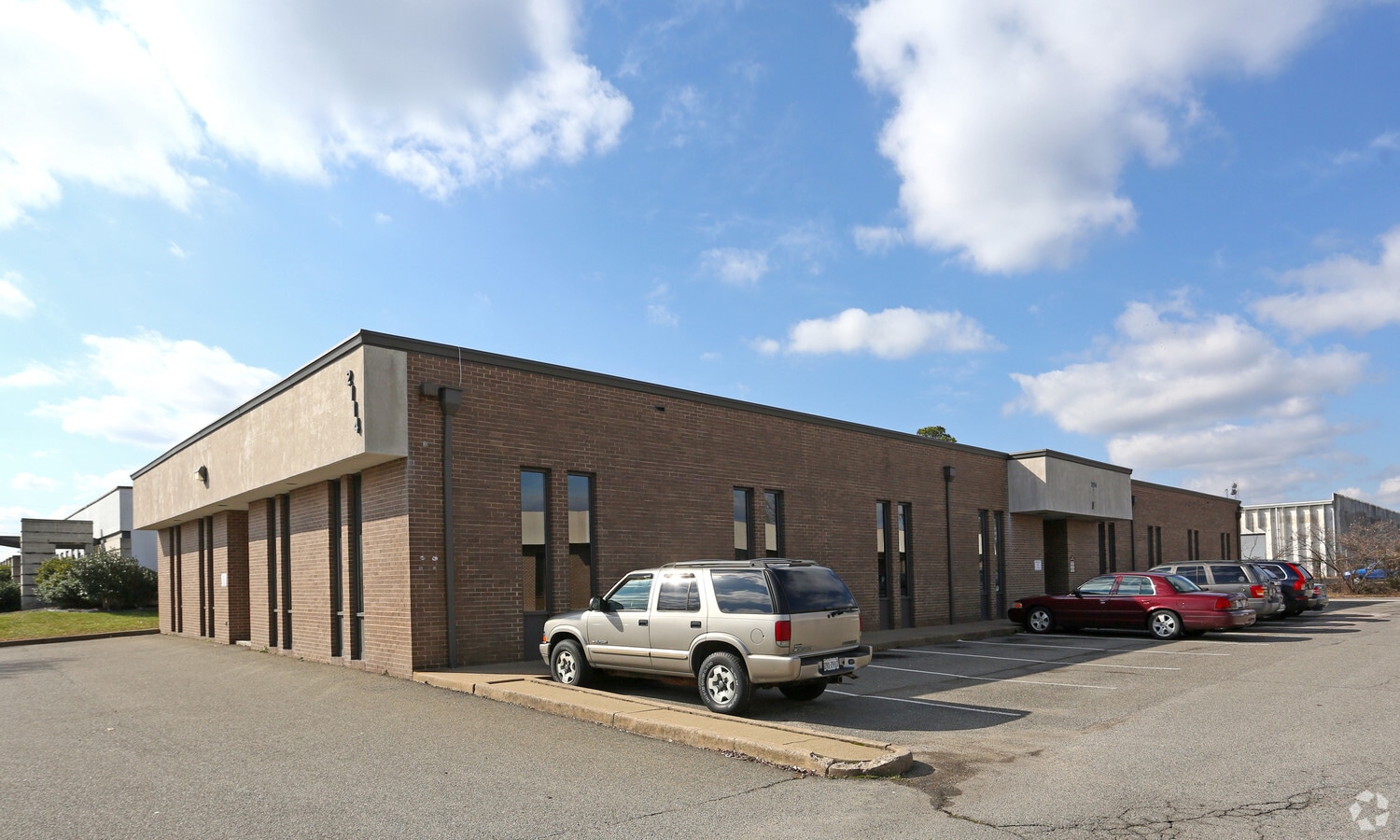 2114 Dabney Rd, Richmond, VA 23230 | LoopNet