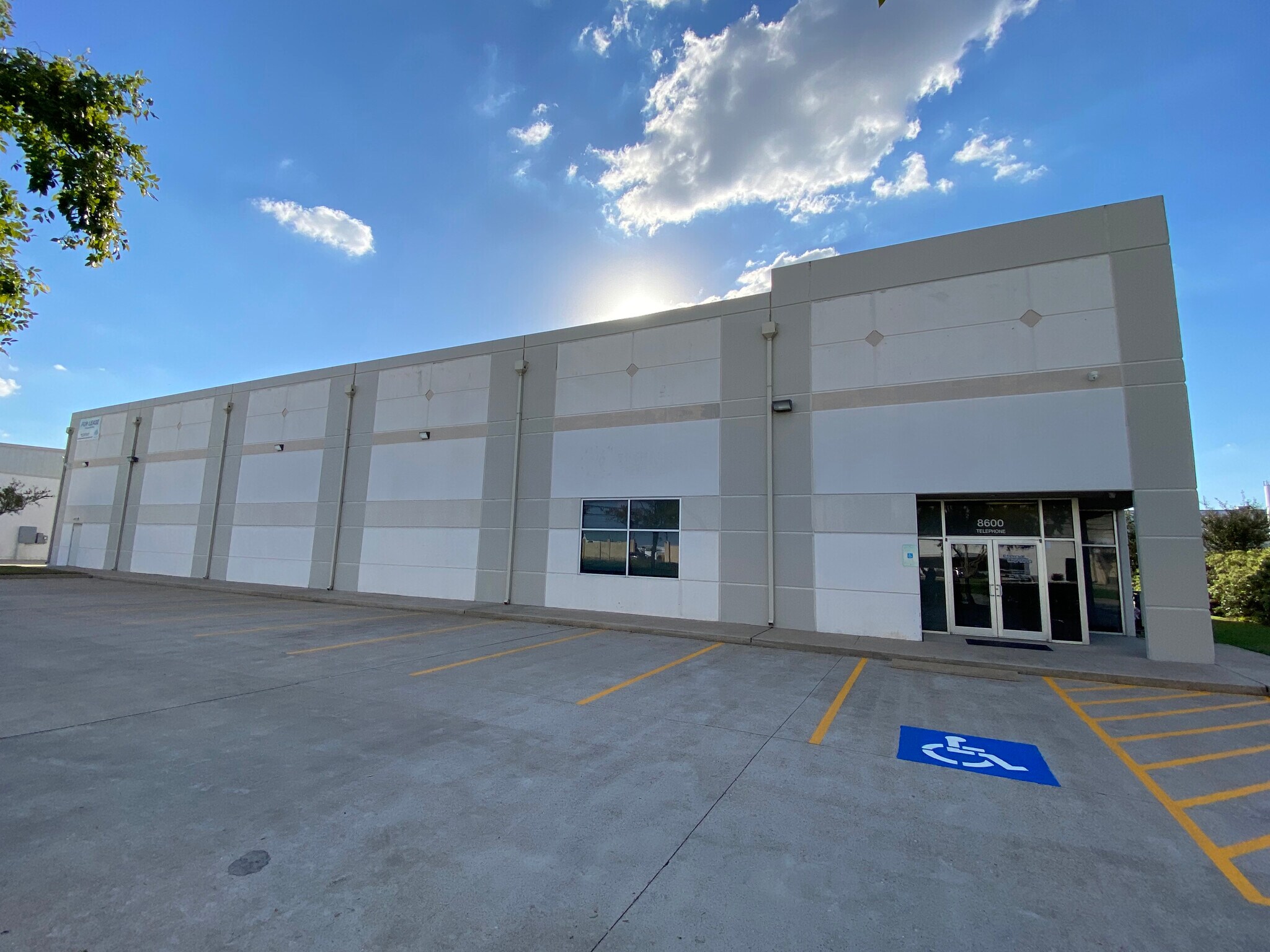 8600 Telephone Rd, Houston, TX 77061 - Industrial for Sale | LoopNet