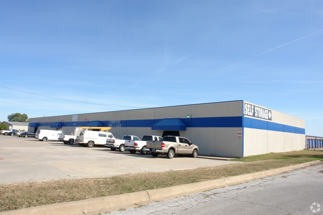 3000 Pinewood Dr, Arlington, TX 76010 | LoopNet