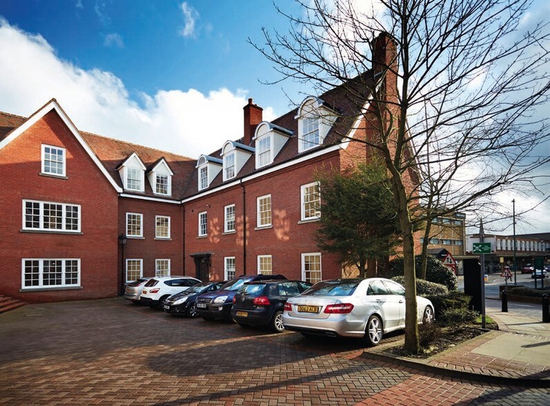 707 Warwick Rd, Solihull, B91 3DA - The Courtyard | LoopNet