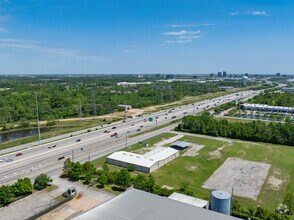 2225 N Sam Houston Pkwy W, Houston, TX 77038 - Industrial for Lease | LoopNet