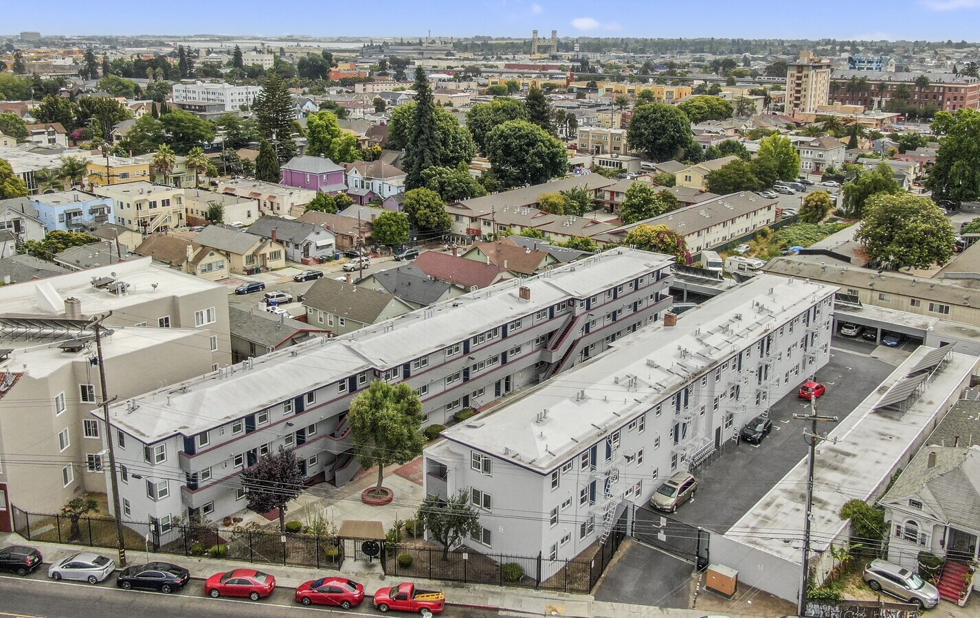 2555 2567 Foothill Blvd Oakland Ca 94601 Loopnet