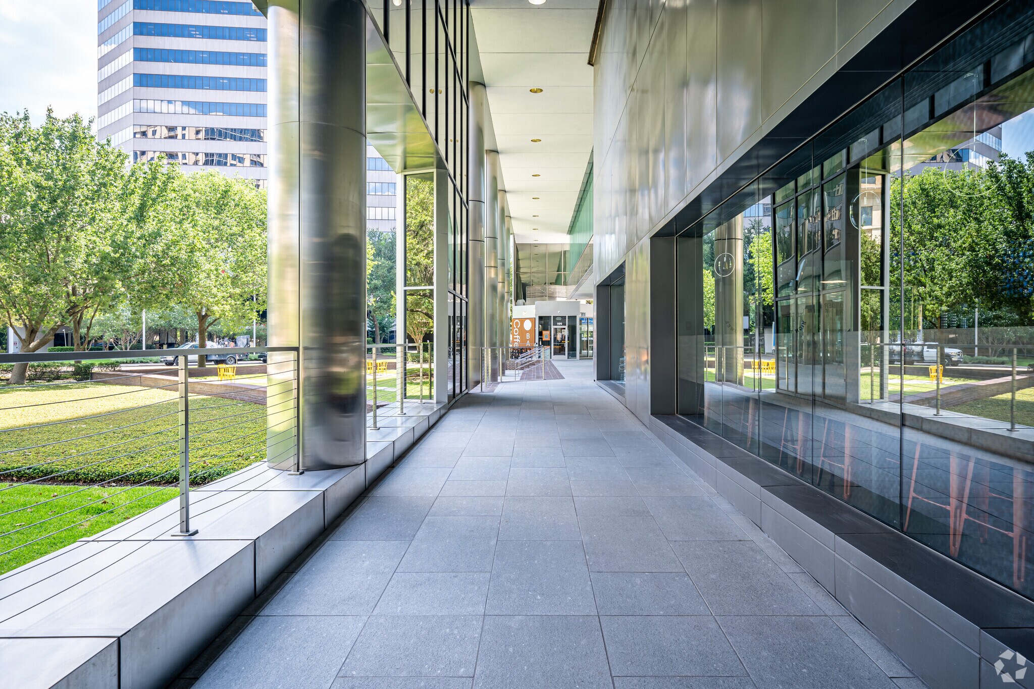 2 Riverway, Houston, TX 77056 - Two Riverway | LoopNet