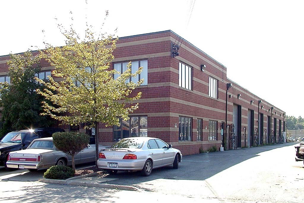178 Industrial Loop, Staten Island, NY 10309 - Property Record | LoopNet
