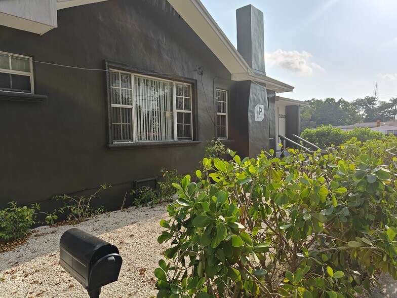 5200 NW 7th Ave, Miami, FL 33127 - Specialty for Sale | LoopNet
