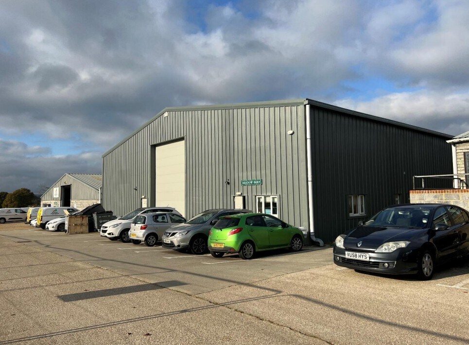 Selborne Rd, Alton, GU34 3NB - Meadow Barn, Norton Farm | LoopNet