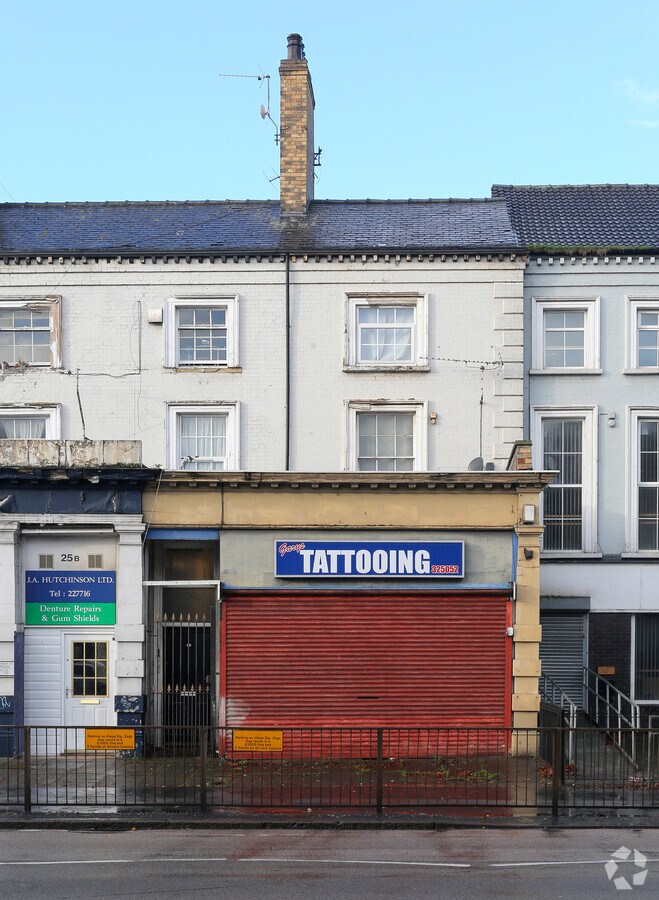 25 Beverley Rd, Hull, HU3 1XH | LoopNet
