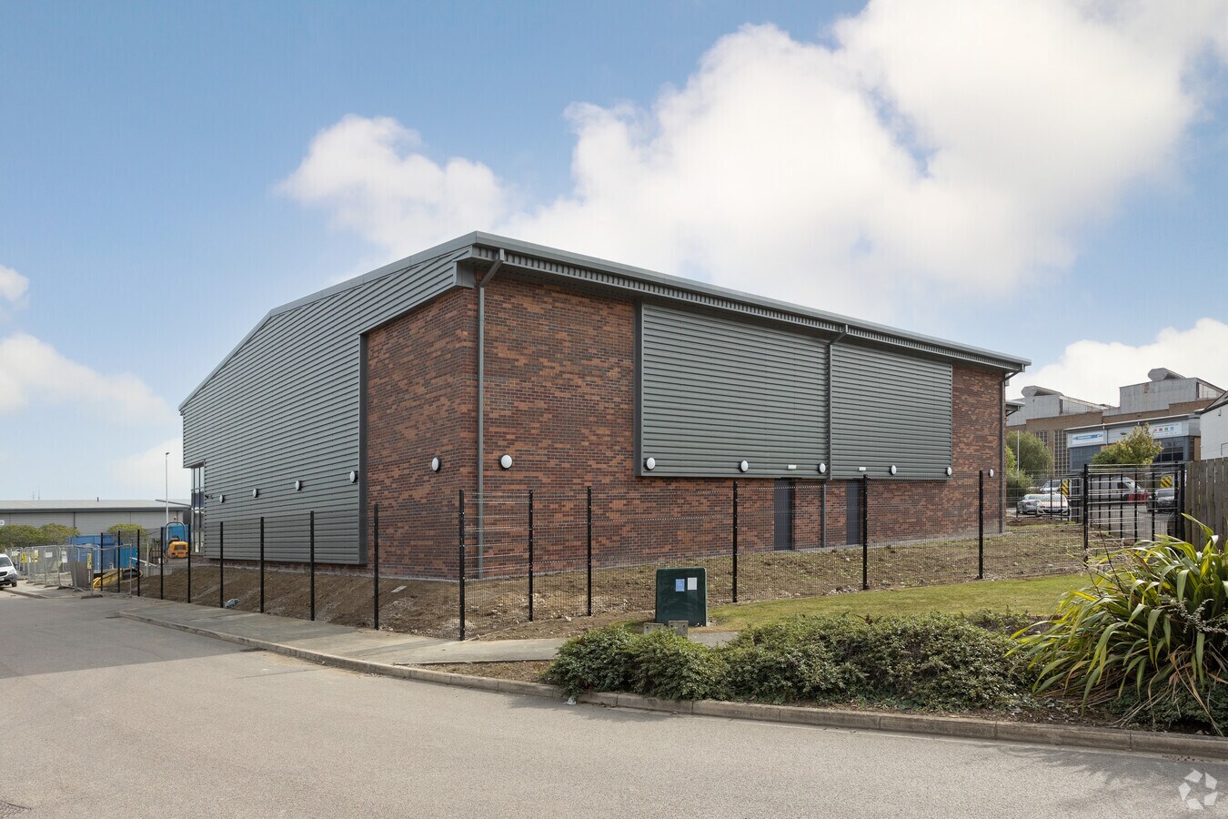 Sheffield Rd, Rotherham, S60 1FG | LoopNet