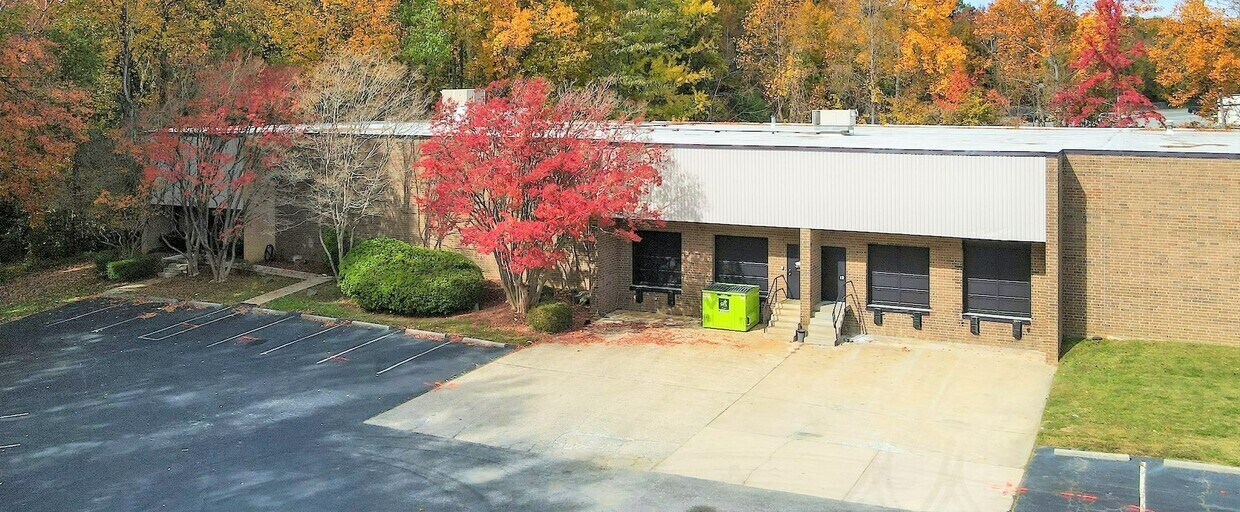 326 Edwardia Dr, Greensboro, NC 27409 | LoopNet