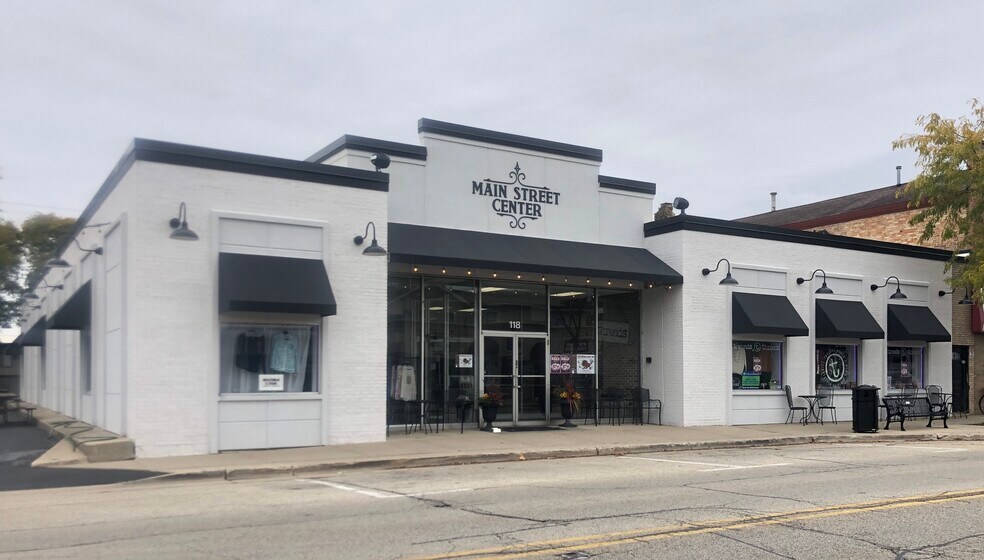 118 S Main St, Wauconda, IL 60084 | LoopNet