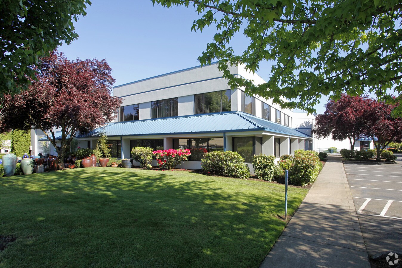 20475 SW Avery Ct, Tualatin, OR 97062 | LoopNet