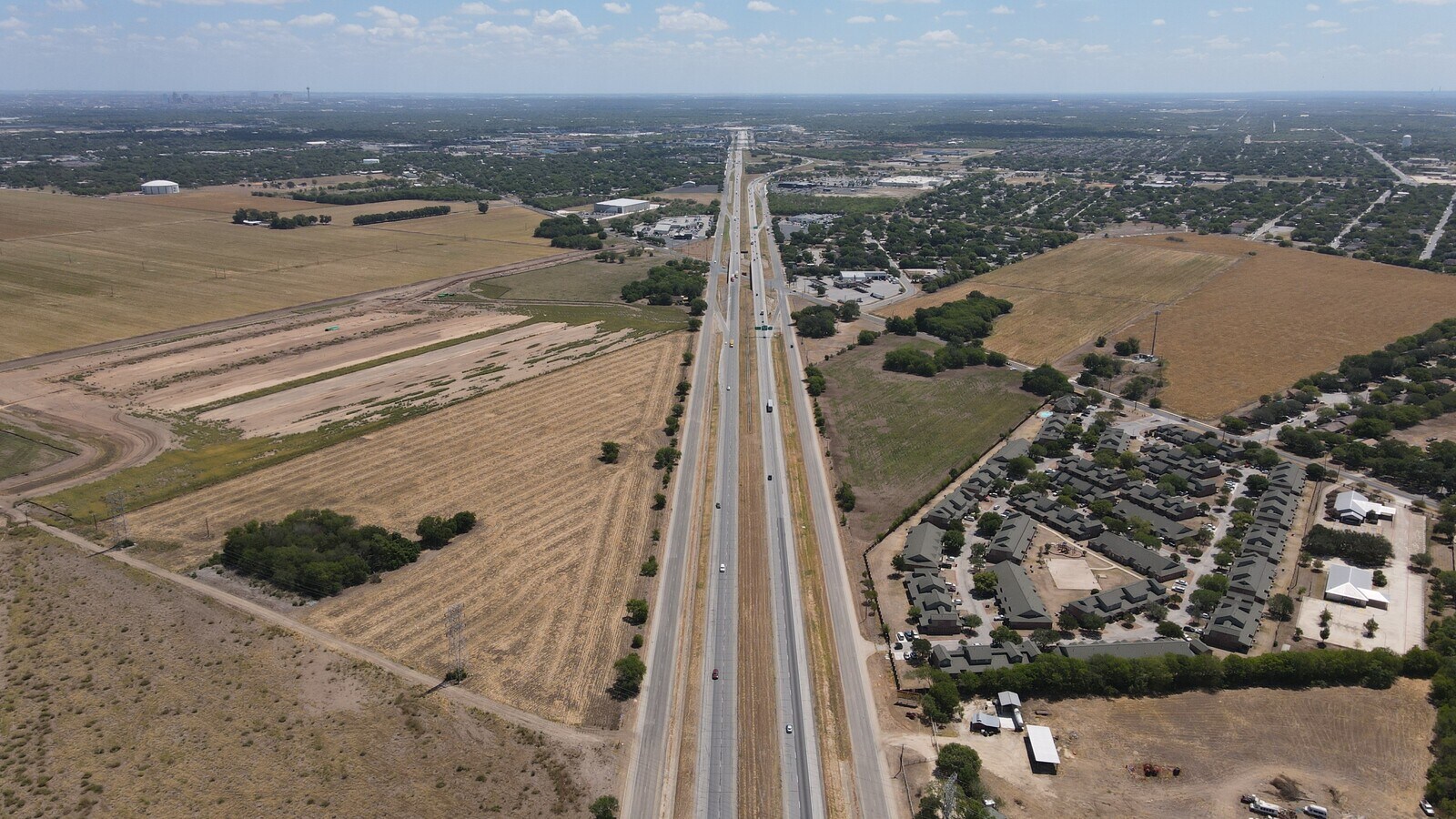5.7 acres on Interstate Highway 35, San Antonio, TX 78211 | LoopNet