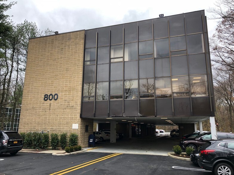 800 Community Dr Manhasset Ny 11030 Loopnet