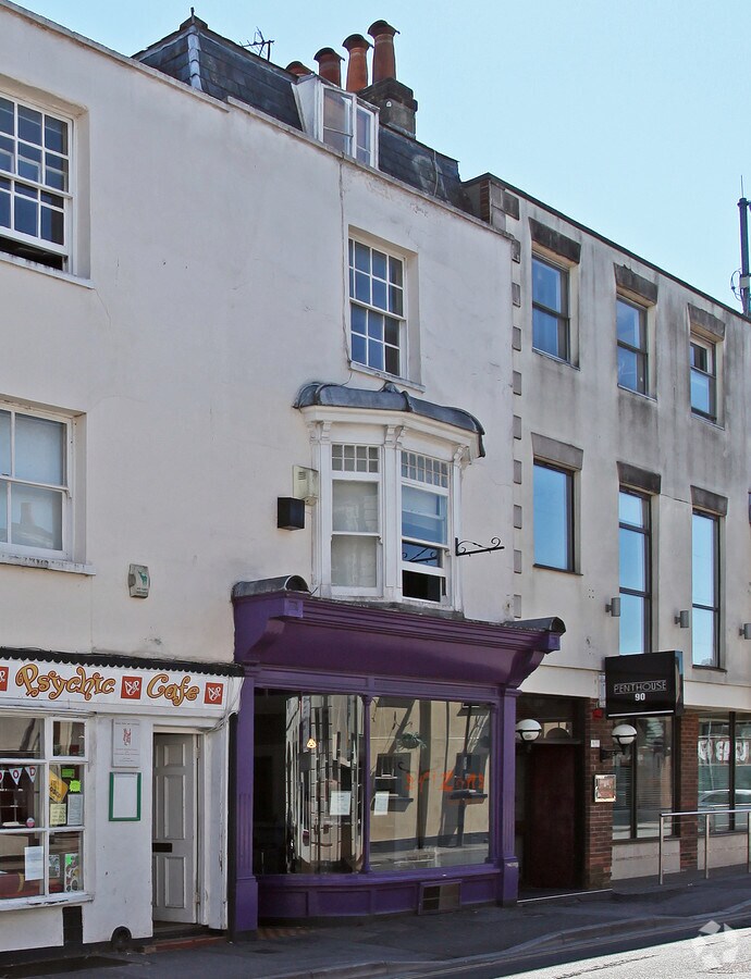 23 Carlton Pl, Southampton, SO15 2DY | LoopNet