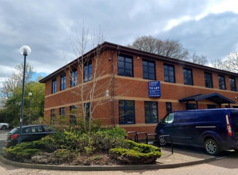 Burnt Meadow Rd, Redditch, B98 9PA | LoopNet