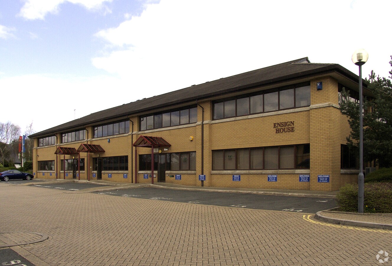 Longbridge Rd, Plymouth, PL6 8LR | LoopNet