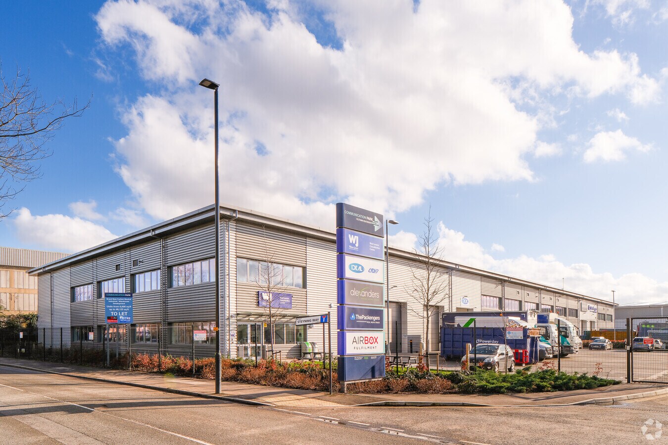 Steyning Way, Hounslow, TW4 6DL | LoopNet