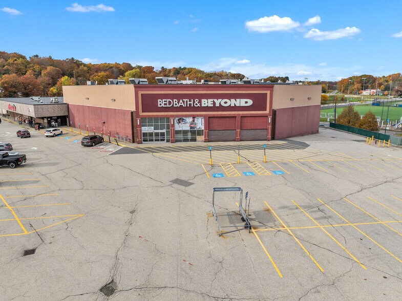 366-368 Southbridge St, Auburn, MA 01501 - Bed Bath & Beyond | LoopNet