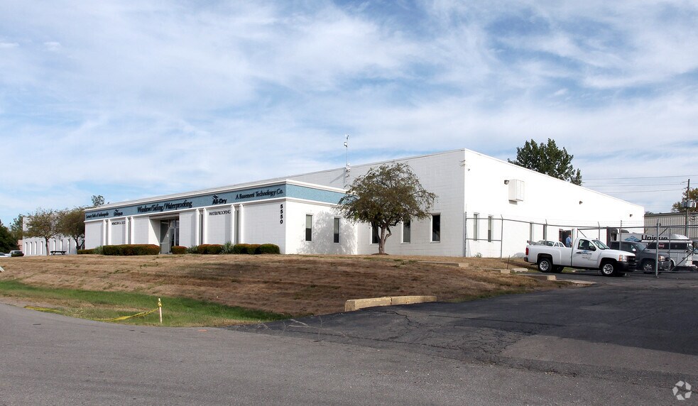 5550 Progress Rd, Indianapolis, IN 46241 | LoopNet