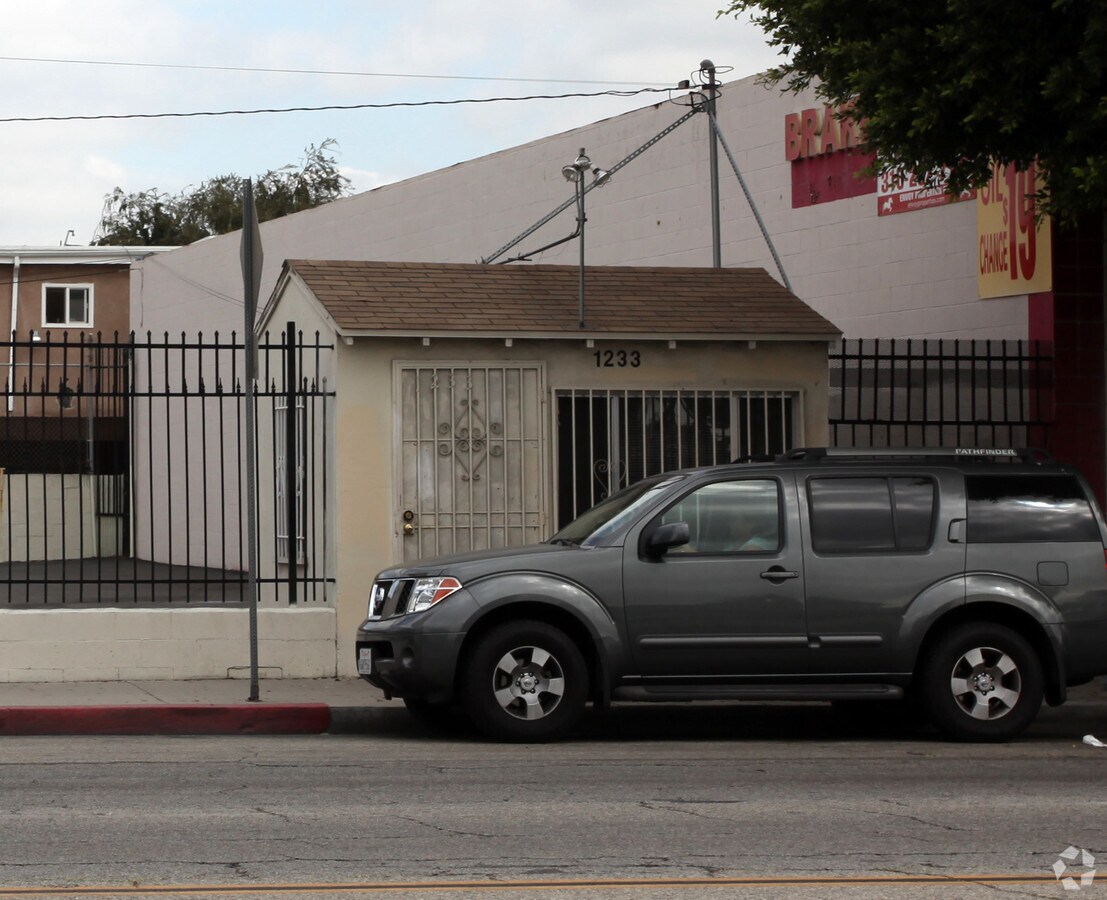 1233 E Compton Blvd, Compton, CA 90221 | LoopNet