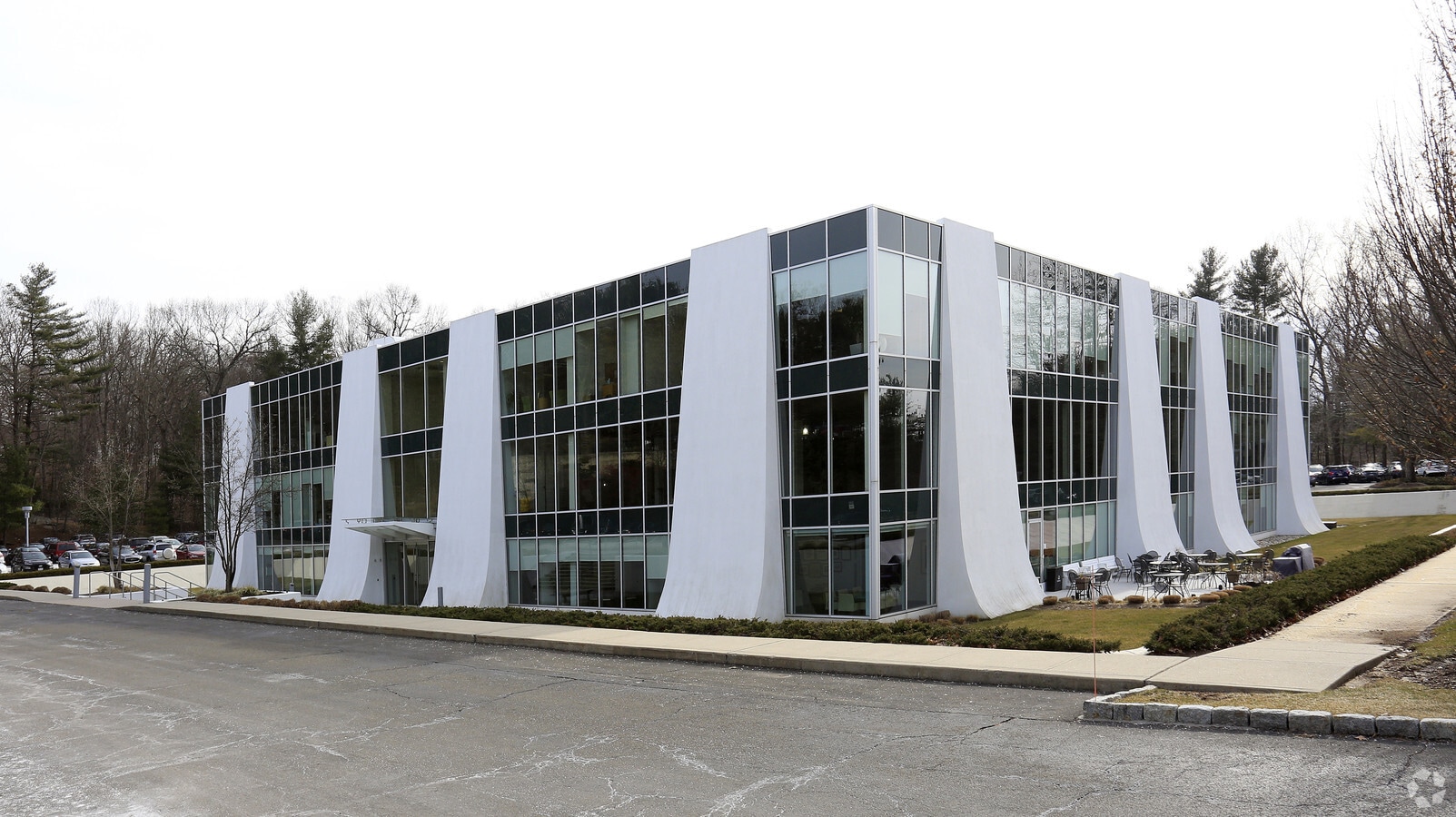 1 High Ridge Park, Stamford, CT 06905 - Bldg 1 | LoopNet