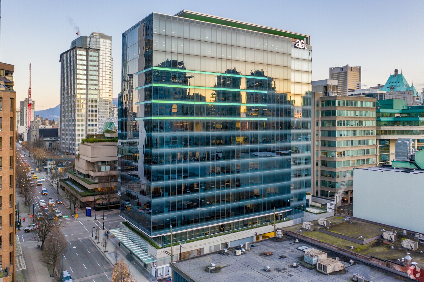 980 Howe St, Vancouver, BC V6Z 1N9 | LoopNet