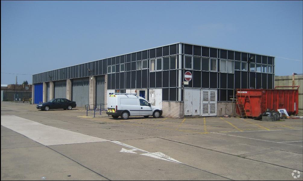 Estate Road No 2, Grimsby, DN31 2TJ | LoopNet