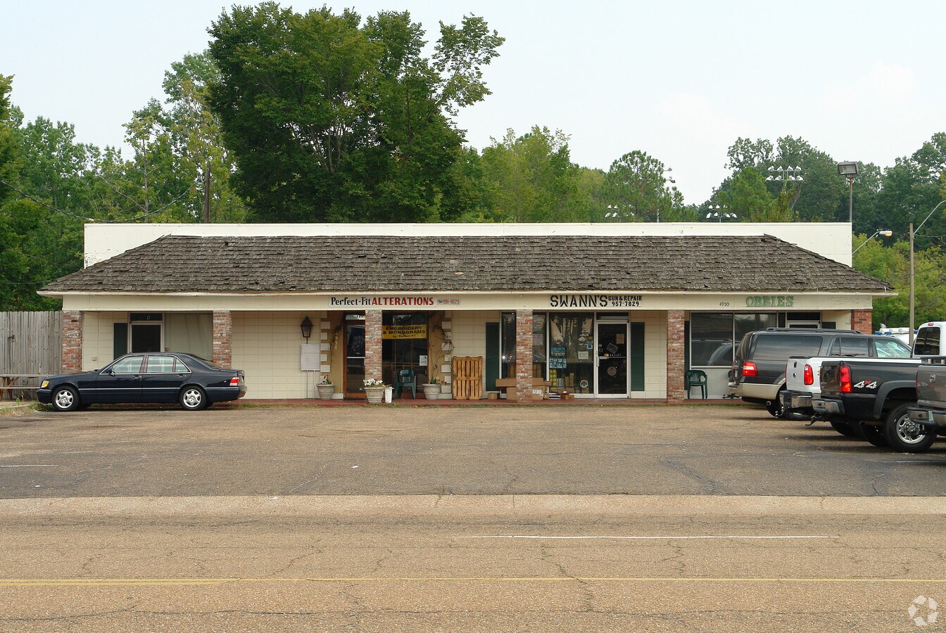 4954 Old Canton Rd, Jackson, MS 39211 | LoopNet