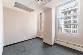 29 E Madison St, Chicago, IL 60602 - Heyworth Building | LoopNet