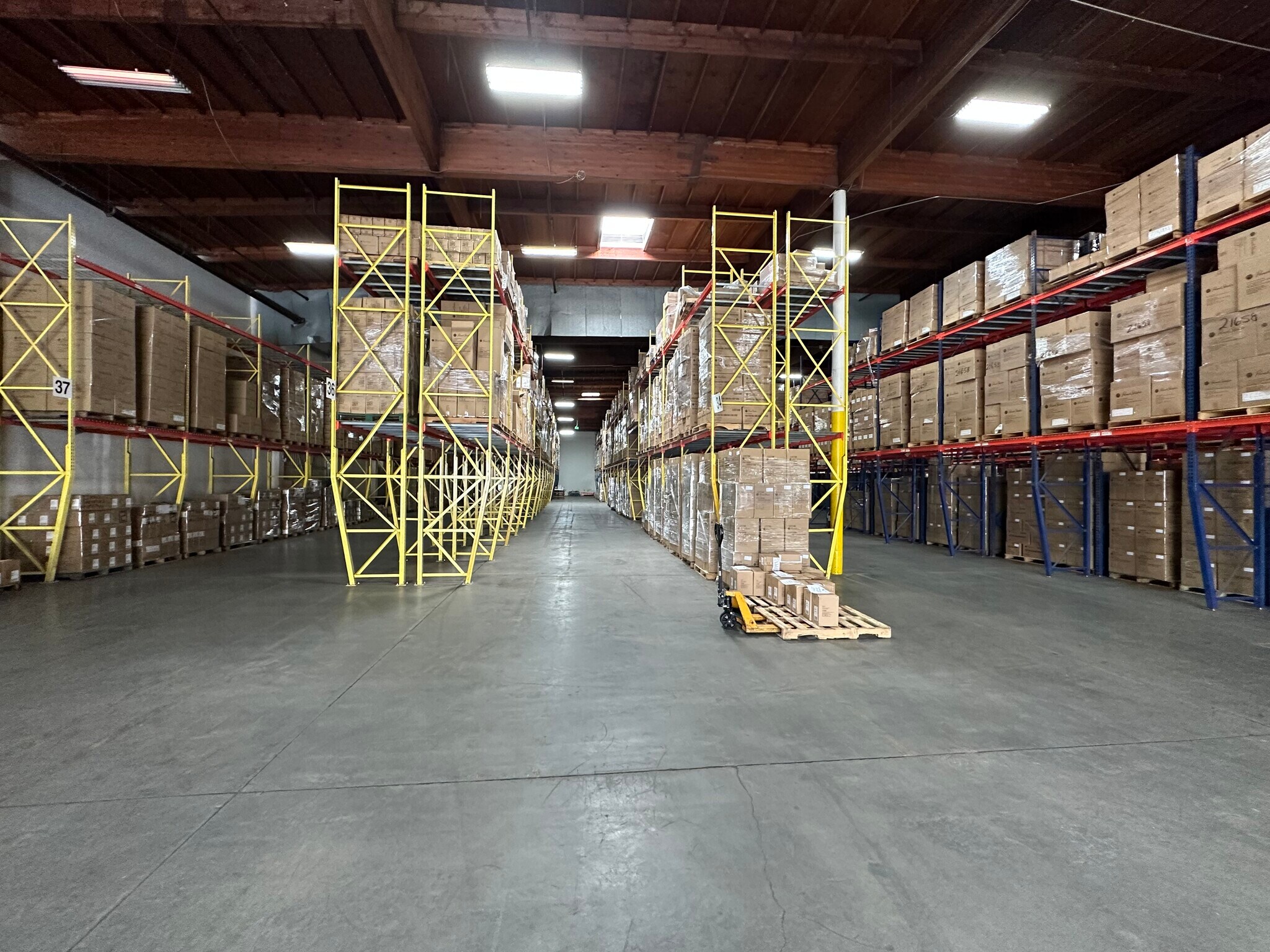 255 W Manville St, Compton, CA 90220 - Bldg 6 | LoopNet