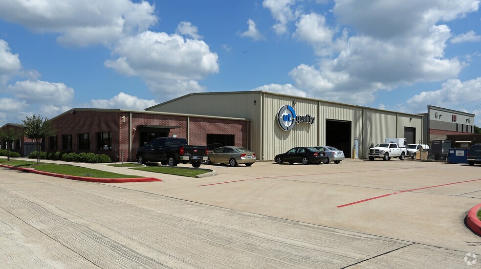 10757 Cutten Rd, Houston, TX 77066 | LoopNet