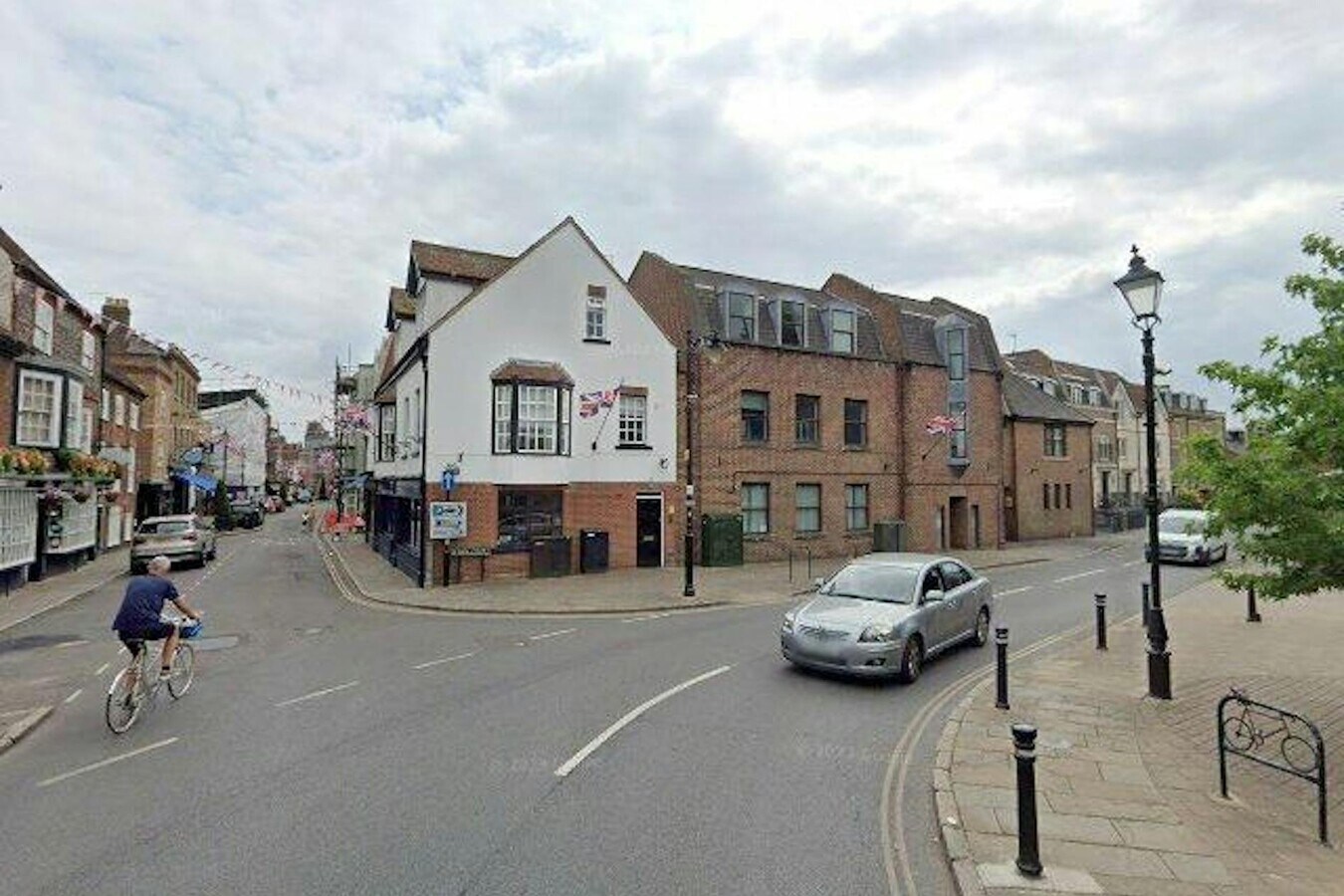 104-105 High St, Windsor, SL4 6AF - Office for Lease | LoopNet