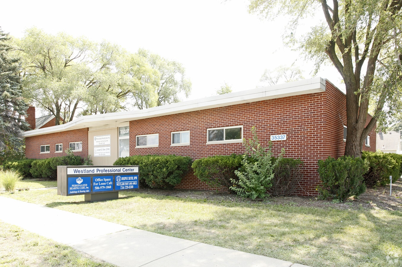 35337 Warren Rd, Westland, MI 48185 | LoopNet