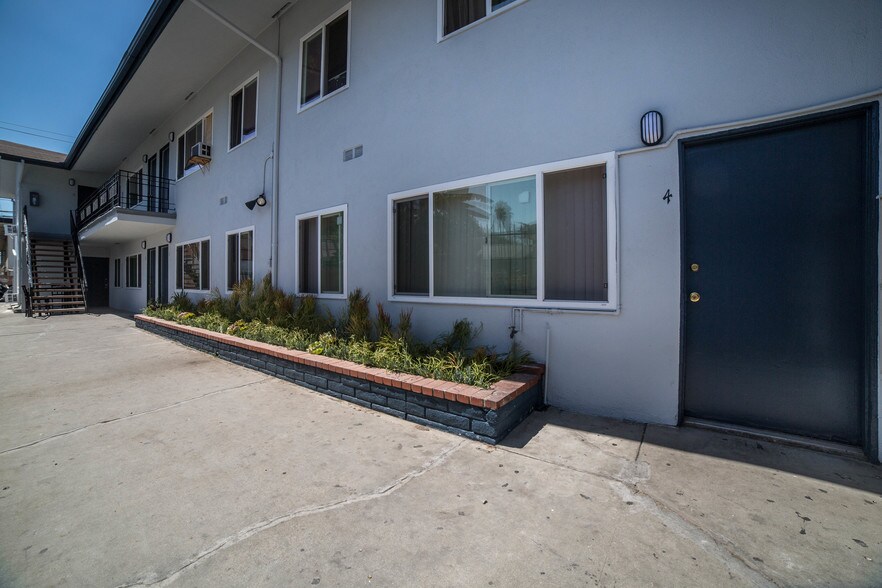 5622 La Mirada Ave, Los Angeles, CA 90038 | LoopNet 5622 La Mirada Ave, Los Angeles, CA 90038 | LoopNet