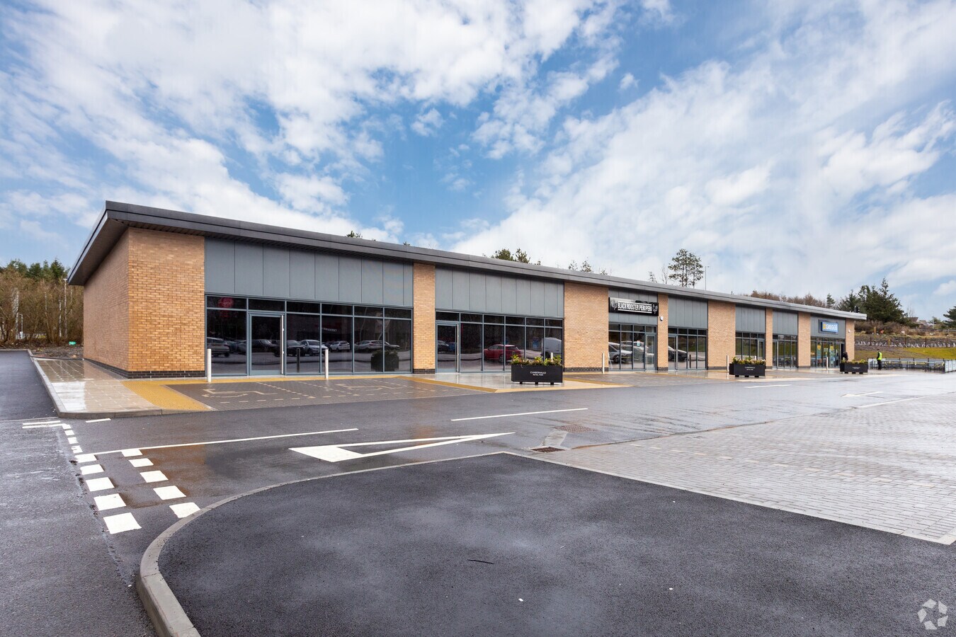 Westfield Rd, Cumbernauld, G68 9JY | LoopNet