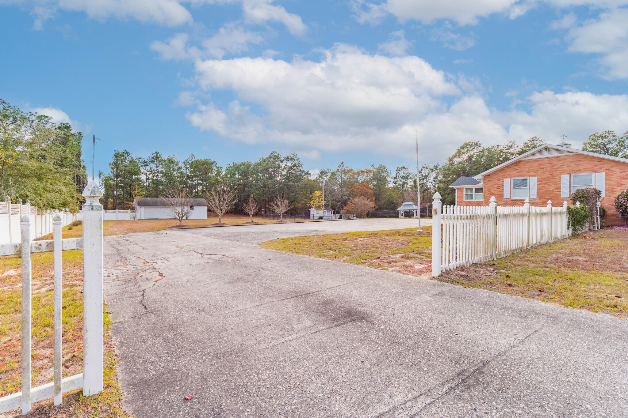 559 Two Notch Rd, Lexington, SC 29073 - 559 Two Notch Rd. | LoopNet