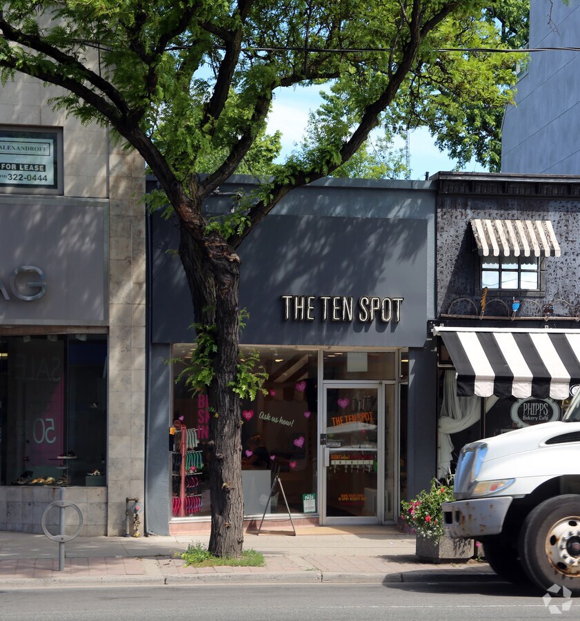 424 Eglinton Ave W, Toronto, ON M5N 1A2 - Office for Lease | LoopNet