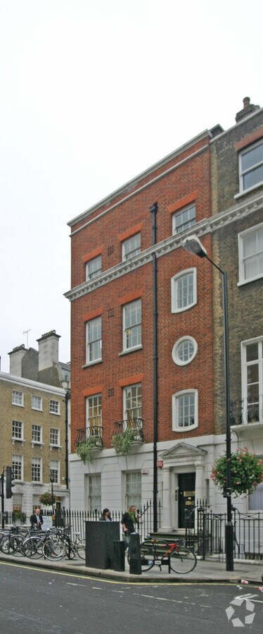 37 Queen Anne St, London, LND W1G 9JB | LoopNet