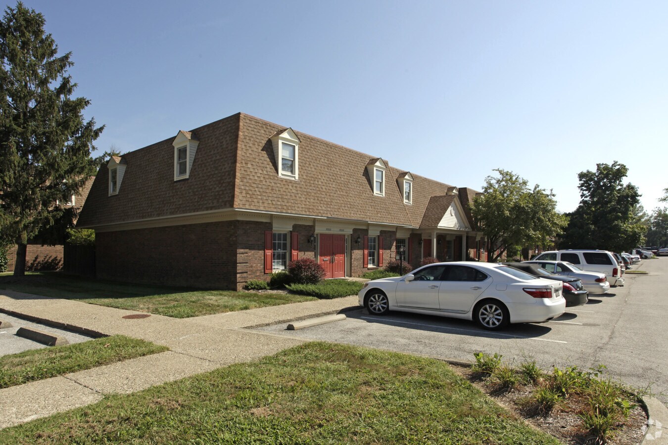 10333-10441 Linn Station Rd, Louisville, KY 40223 | LoopNet