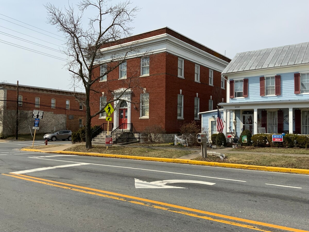 5395 Main St, Stephens City, VA 22655 | LoopNet