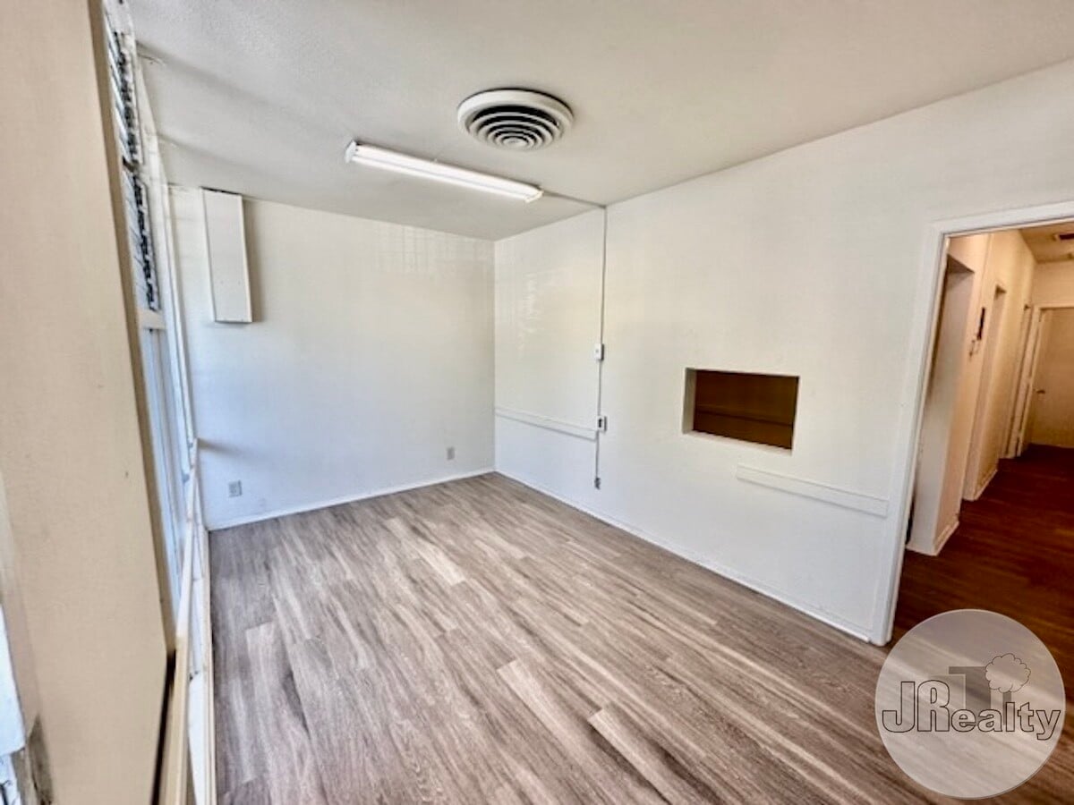 405 W Manchester Blvd, Inglewood, CA 90301 | LoopNet