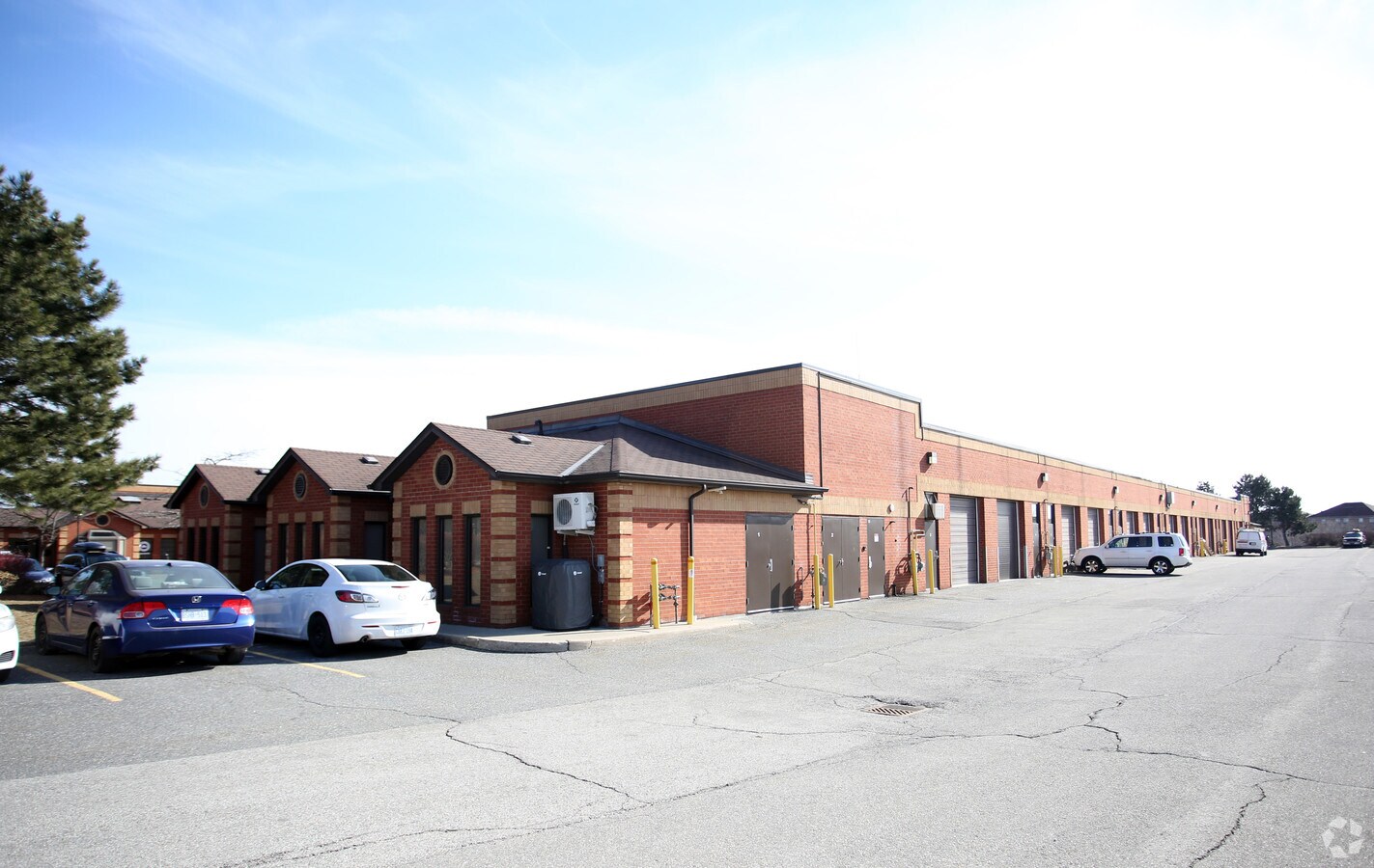 20 Regan Rd, Brampton, ON L7A 1C3 | LoopNet