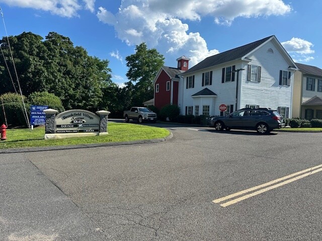 828 Federal Rd, Brookfield, CT 06804 - Office for Lease | LoopNet